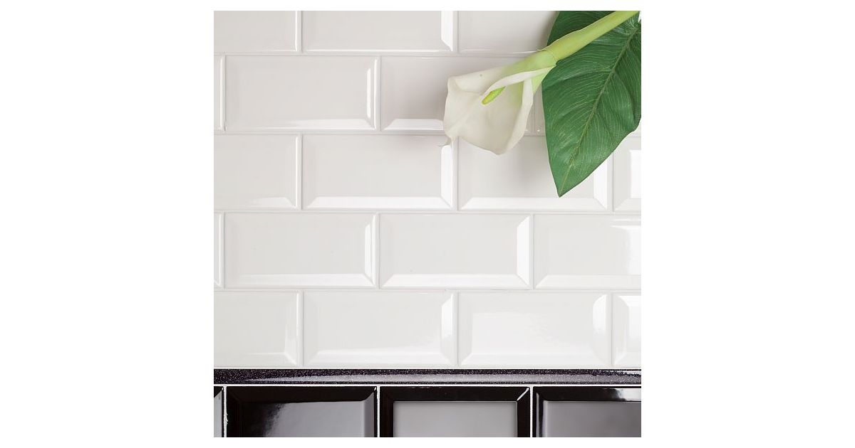 7,5x15 FEHÉR fényes fózolt metro CSEMPE